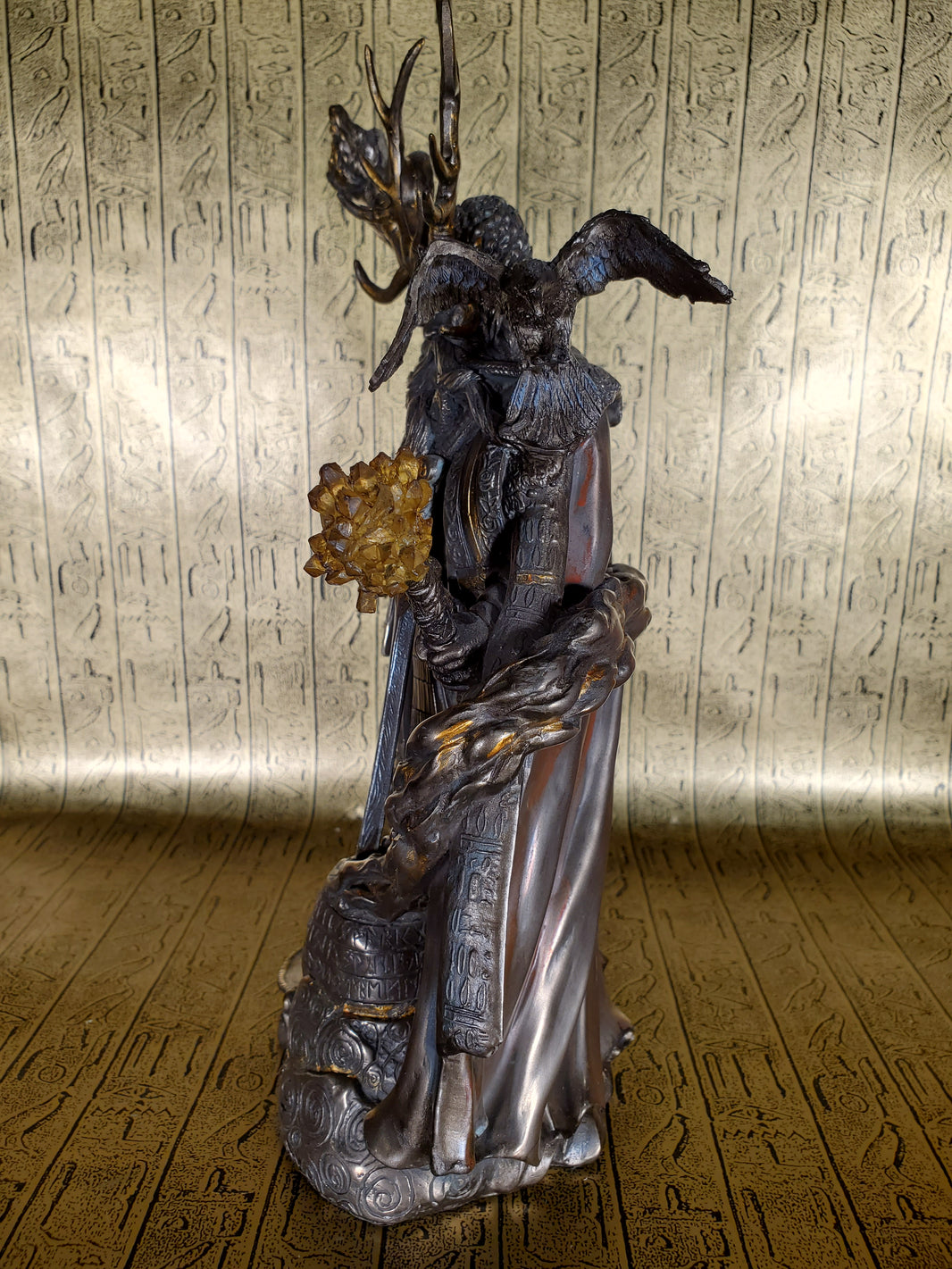 Merlin Statue – Son Of The Pharaoh